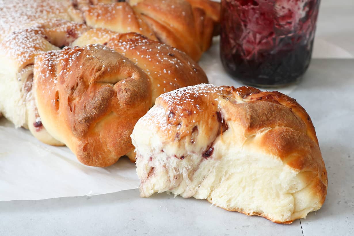 Twisted Bread With Blueberry Jam - Savory Thoughts