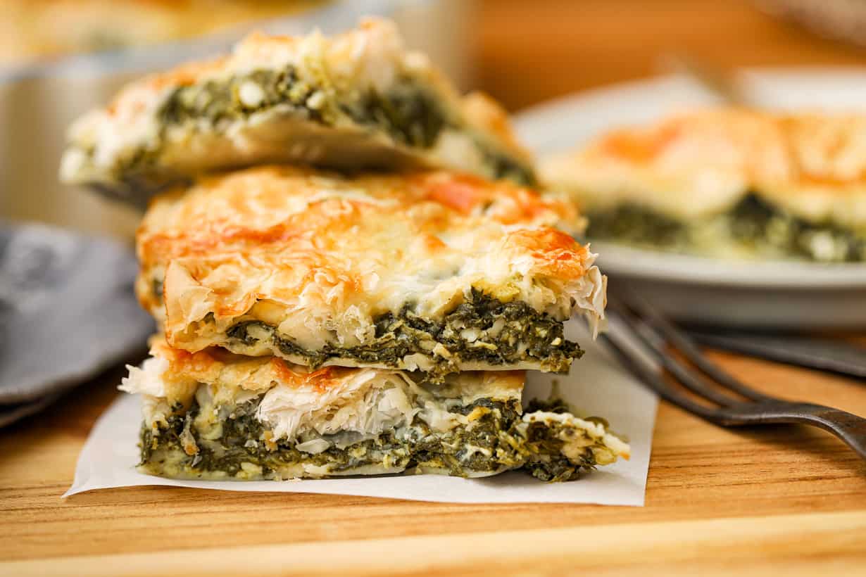 Spinach Pie {Spanakopita & Video} - Savory Thoughts